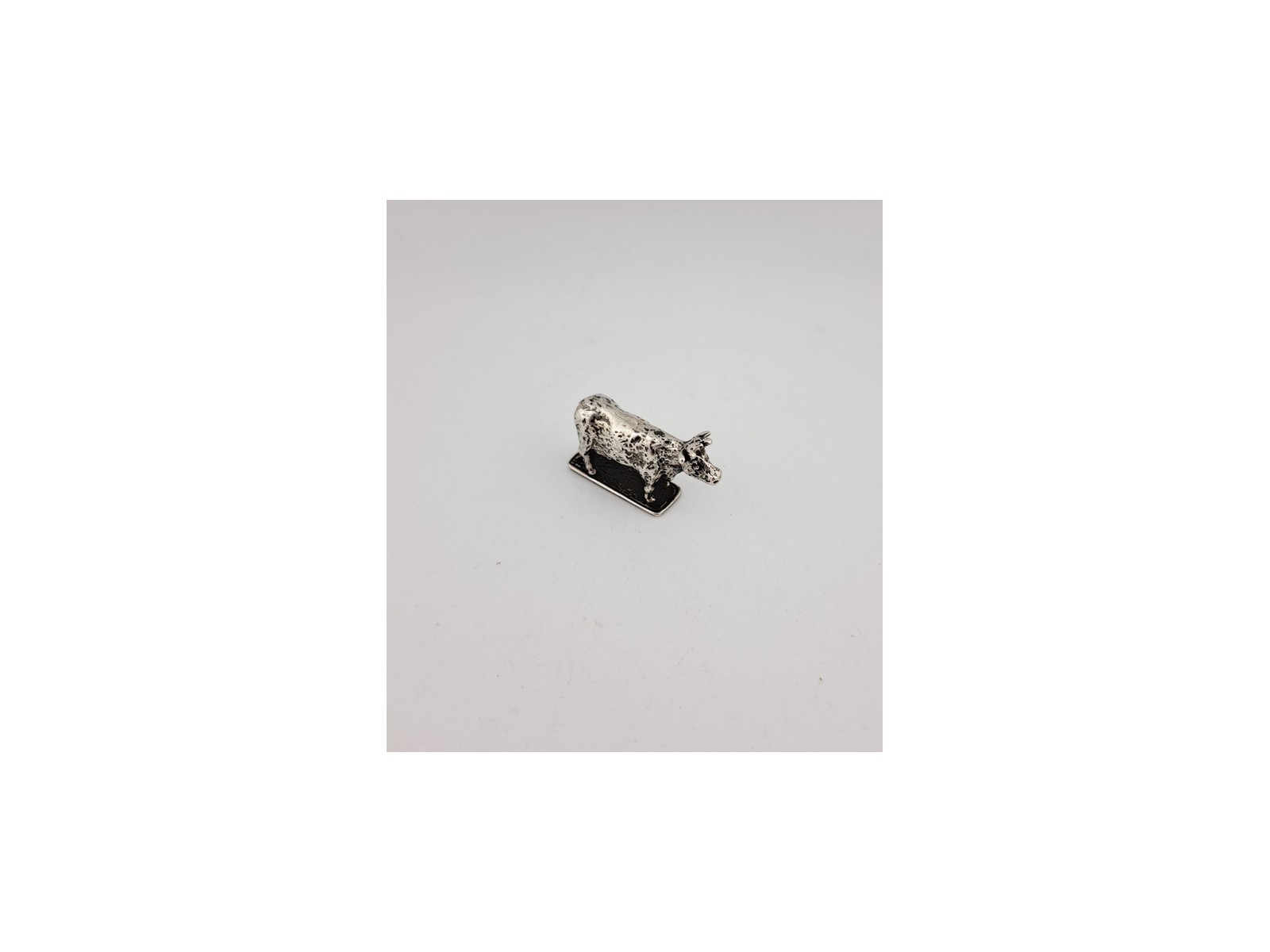 Koe, miniatuur zilver, 20e eeuw. - Het Wagenwiel Antiek